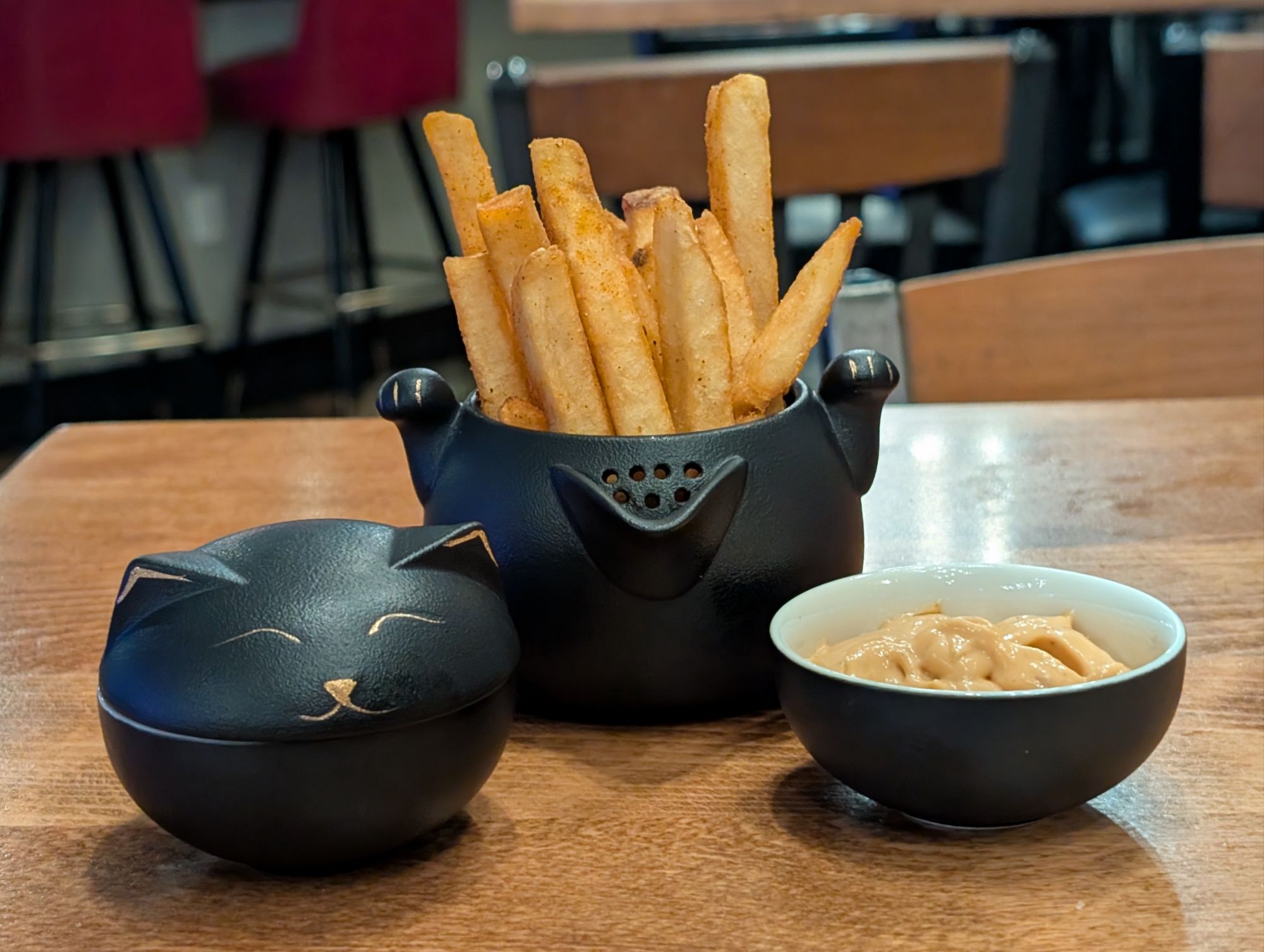 Cherry Cricket – Denver (burger, fries, and mocktail review) – Sodafry